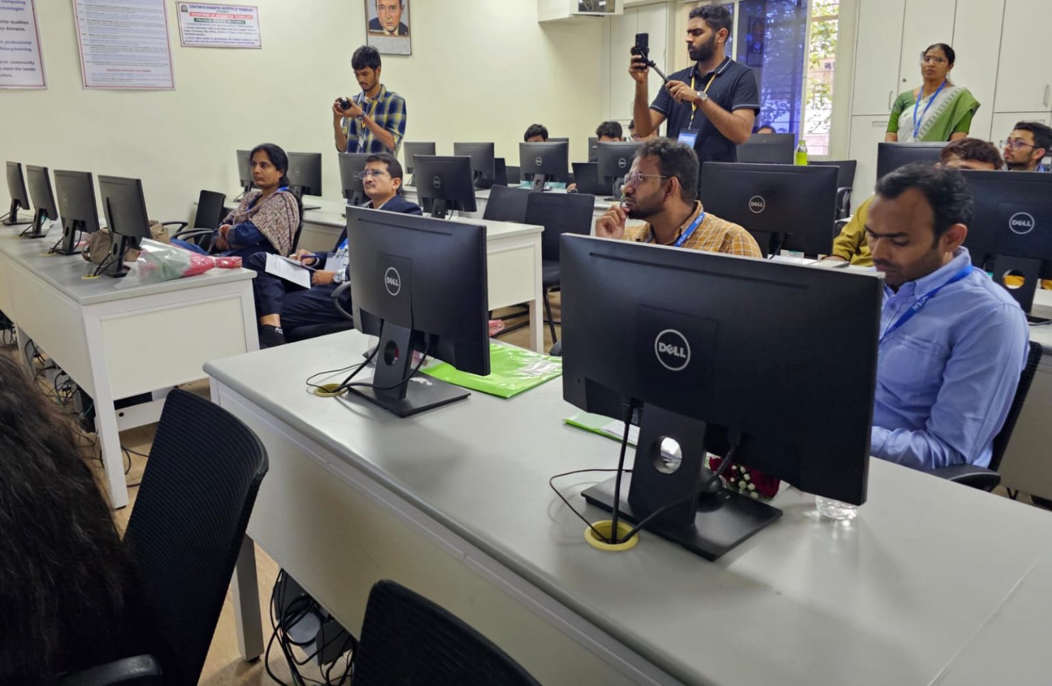 Glimpses of PerSoM 2023 – EAI PerSoM 2023